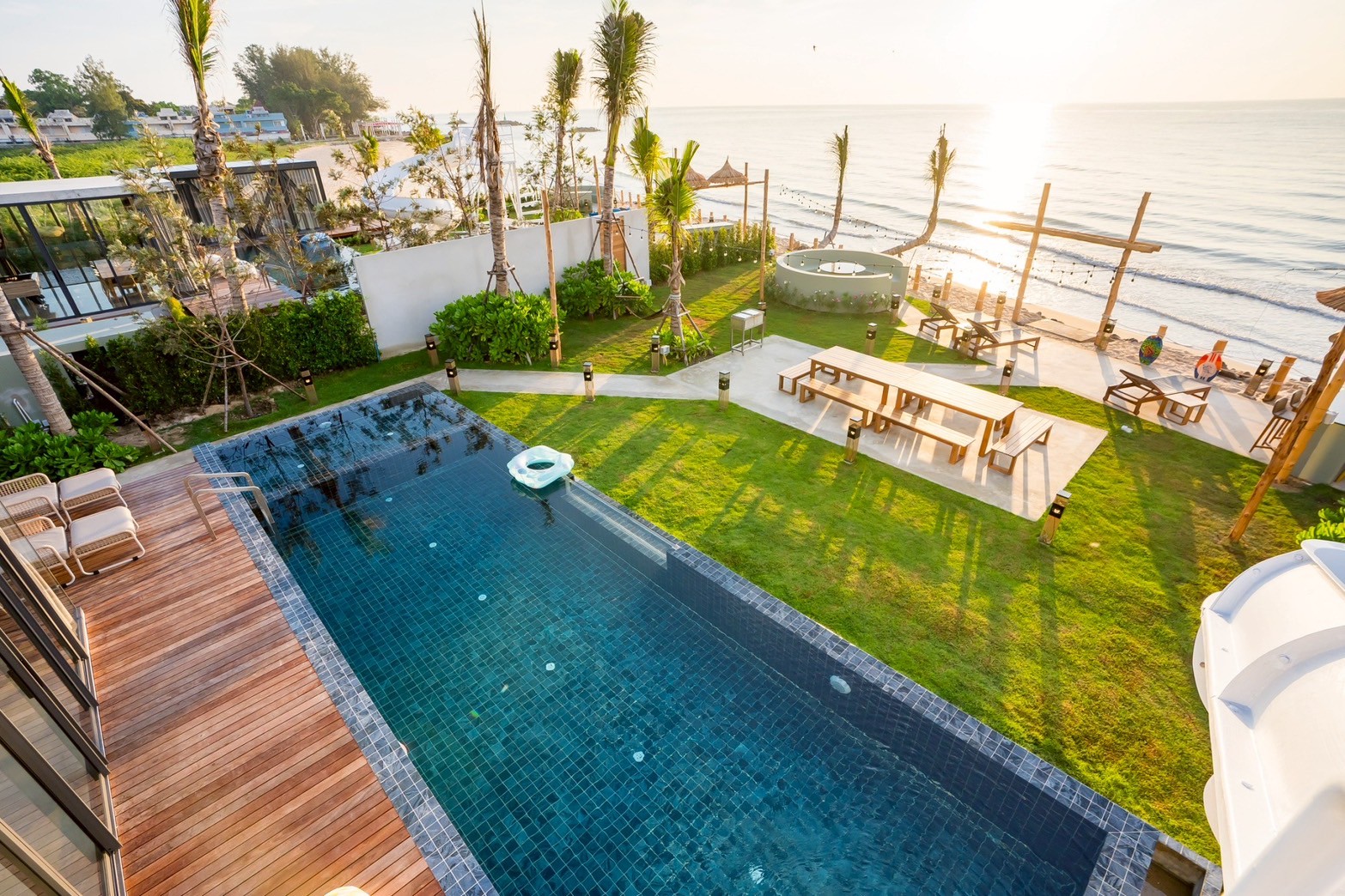 พูลวิลล่าชะอำติดทะเล🌴 Y-Spirit beachfront Poolvilla